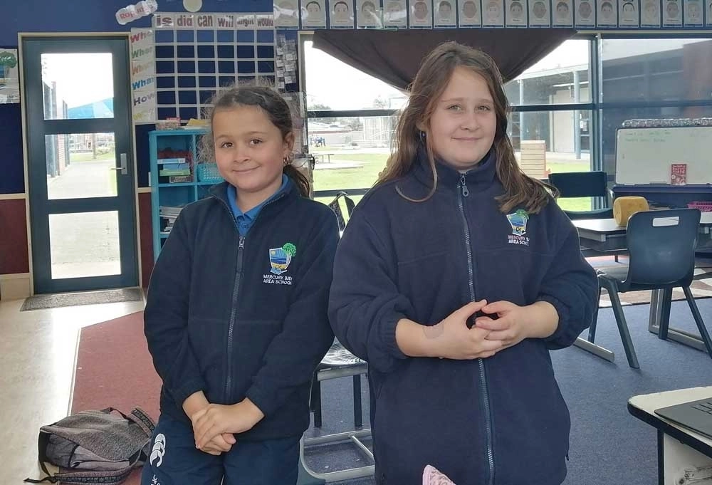 Bubble School and Zoom assemblies at Mercury Bay Area School